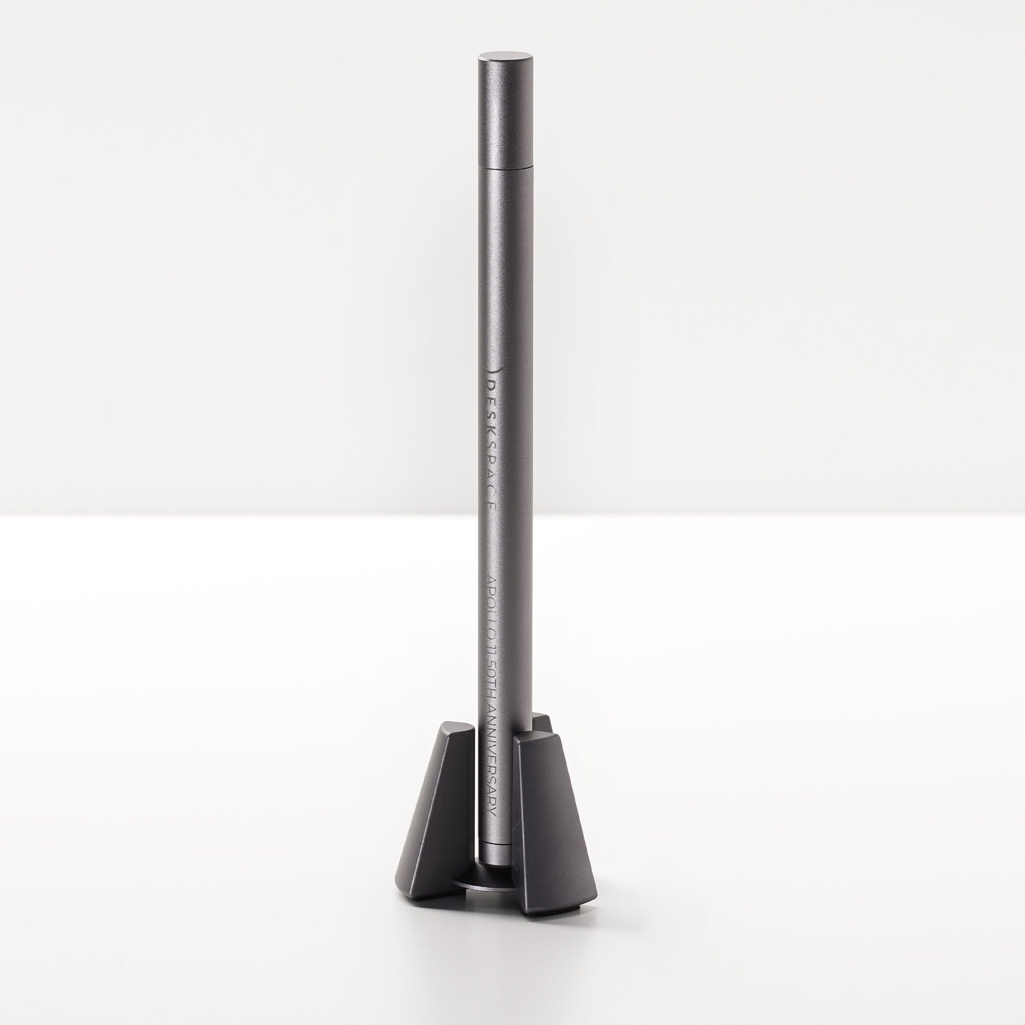 Apollo 11 Rocket Pen – deskspace.store
